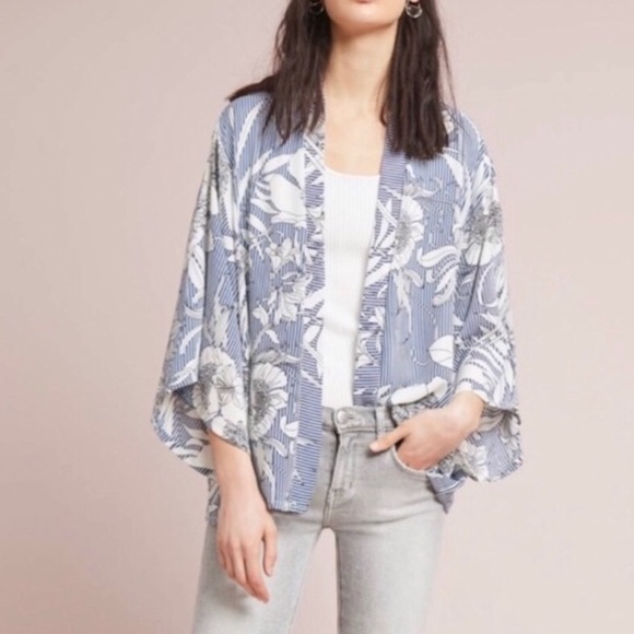 Anthropologie | Jackets & Coats | Akemi Kin Floral Kimono One Size Fits ...